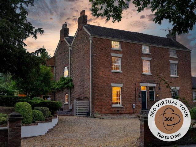 5 bedroom semi detached house for sale