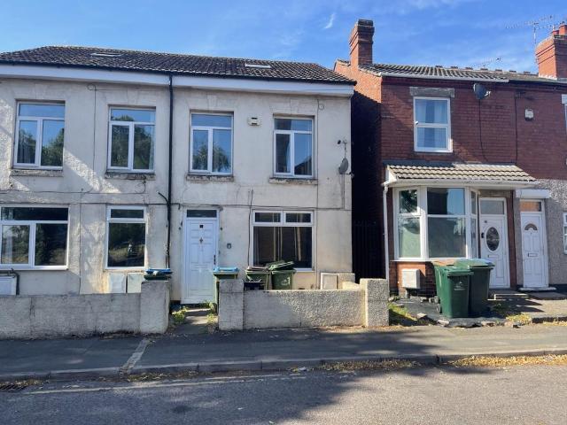 5 bedroom semi detached house for sale