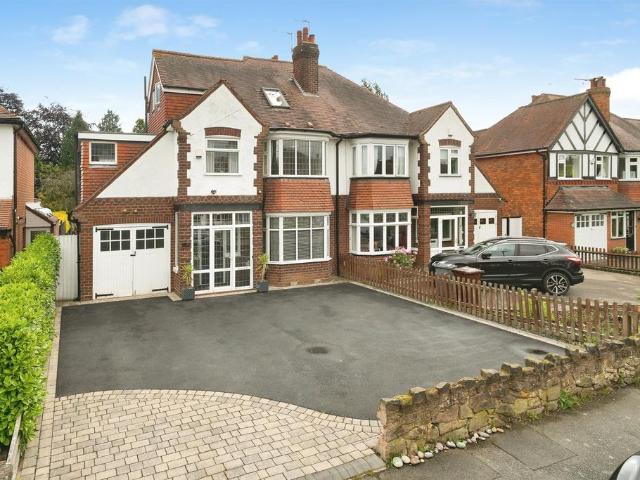 5 bedroom semi detached house for sale