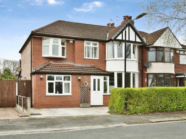 5 bedroom semi detached house for sale