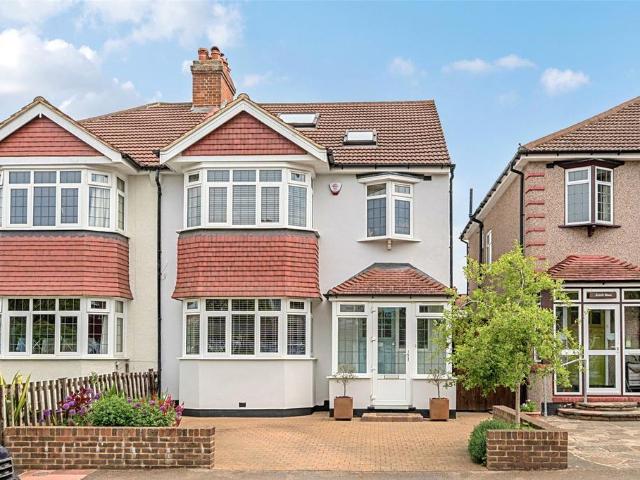 5 bedroom semi detached house for sale