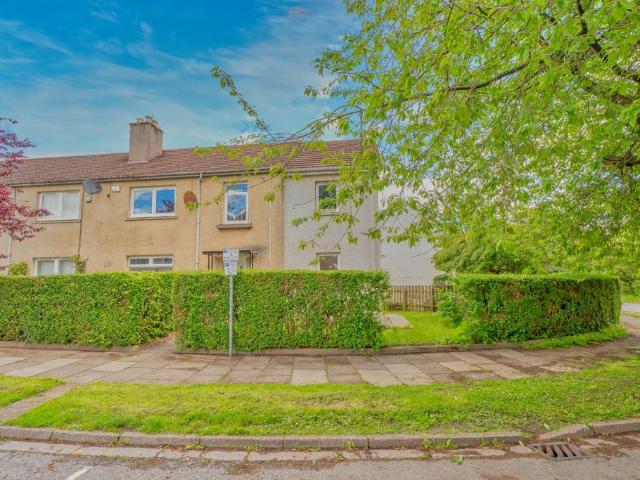 5 bedroom semi detached house for sale