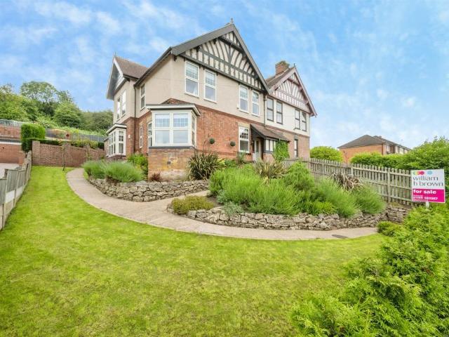 5 bedroom semi detached house for sale
