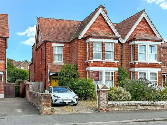 5 bedroom semi detached house for sale