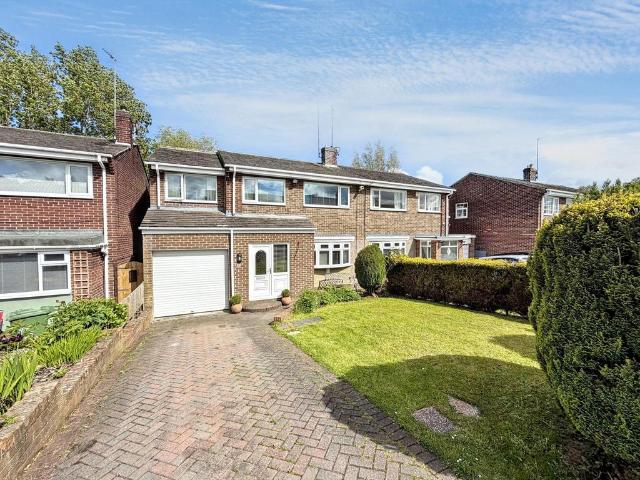 5 bedroom semi detached house for sale