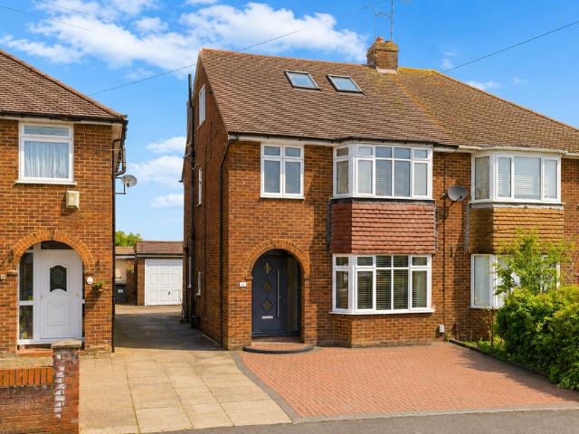5 bedroom semi detached house for sale
