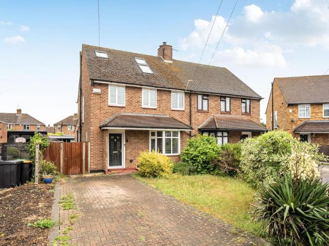 5 bedroom semi detached house for sale