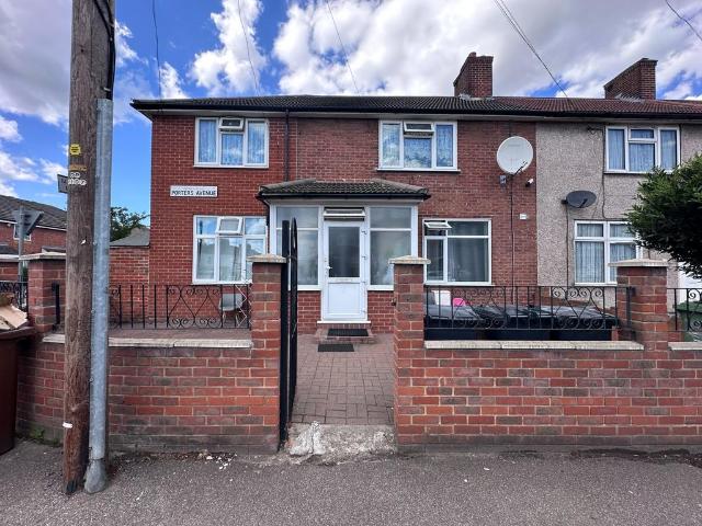 5 bedroom semi detached house for sale