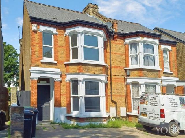 5 bedroom semi detached house for sale