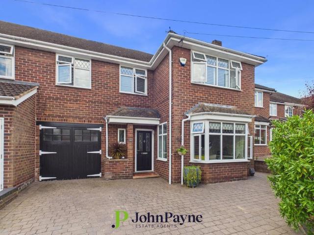 5 bedroom semi detached house for sale