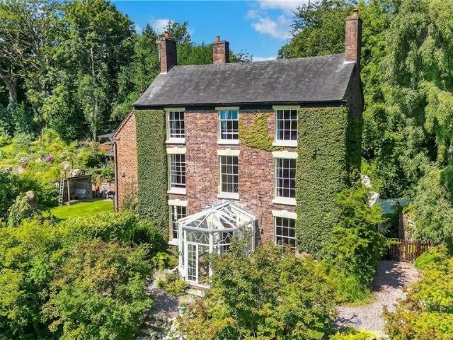 5 bedroom semi detached house for sale