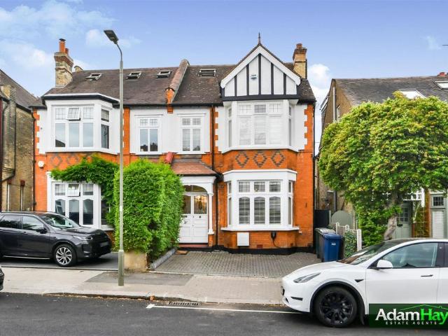 5 bedroom semi detached house for sale