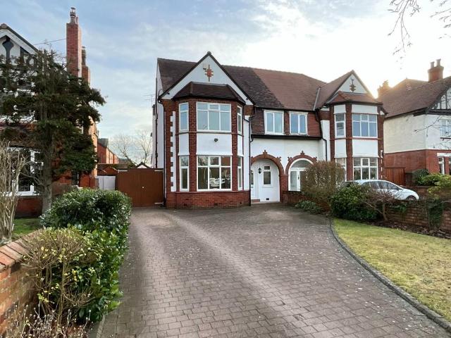 5 bedroom semi detached house for sale
