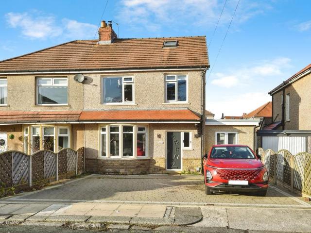 5 bedroom semi detached house for sale