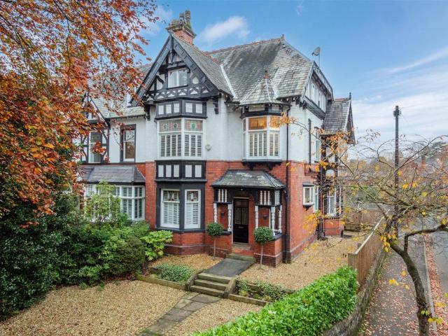 5 bedroom semi detached house for sale