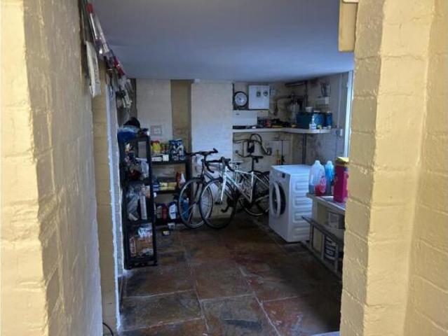 5 bedroom semi detached house for sale in Tennyson Road, Bradford, BD6