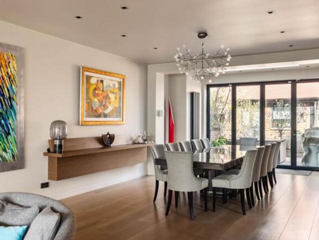 5 bedroom semi detached house for sale in Vale Close, London, W9