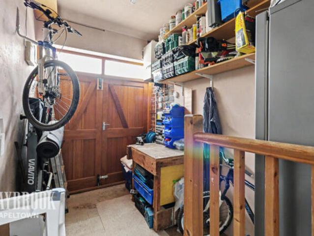 5 bedroom semi detached house for sale in Vicarage Crescent, Grenoside, S35