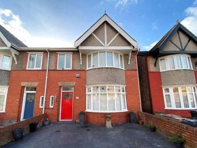 5 Bedroom Semi detached House For Sale In Waterloo, Liverpool
