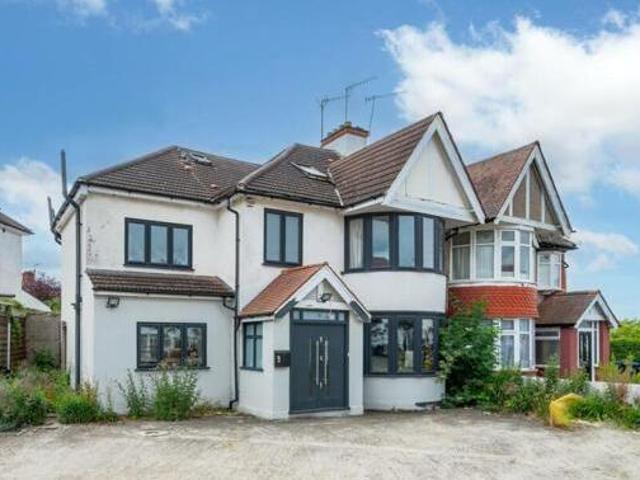 5 Bedroom Semi detached House For Sale In Wembley
