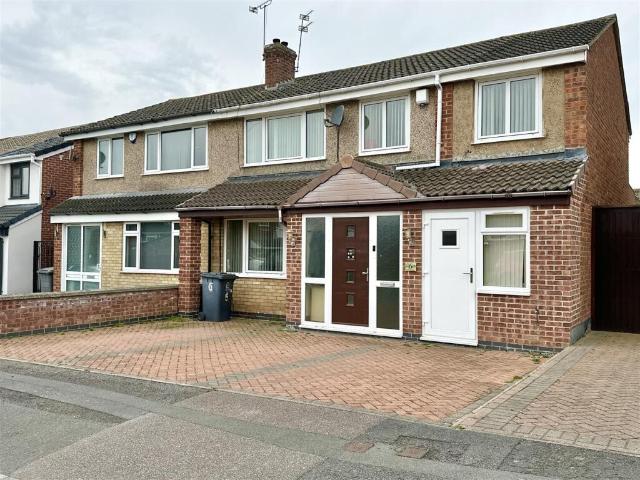 5 bedroom semi detached house for sale in Wentbridge Road, Rushey Mead, Leicester, LE4