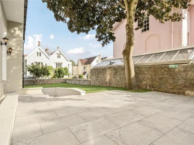 5 bedroom semi detached house for sale in Wellington Park, Clifton, BS8