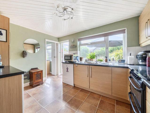 5 bedroom semi detached house for sale in Wheatfield Lea, Cranbrook, TN17