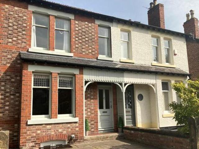 5 Bedroom Semi detached House For Sale In Wilmslow, Cheshire