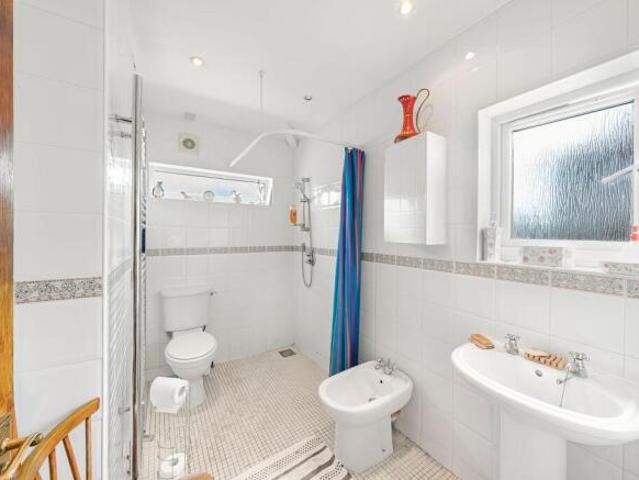 5 bedroom semi detached house for sale in Woodgrange Drive, Southend On Sea, SS1