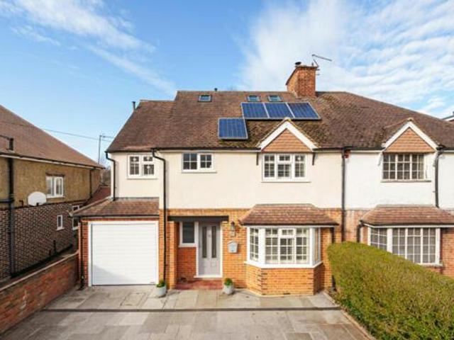 5 Bedroom Semi detached House For Sale In Woking, Surrey