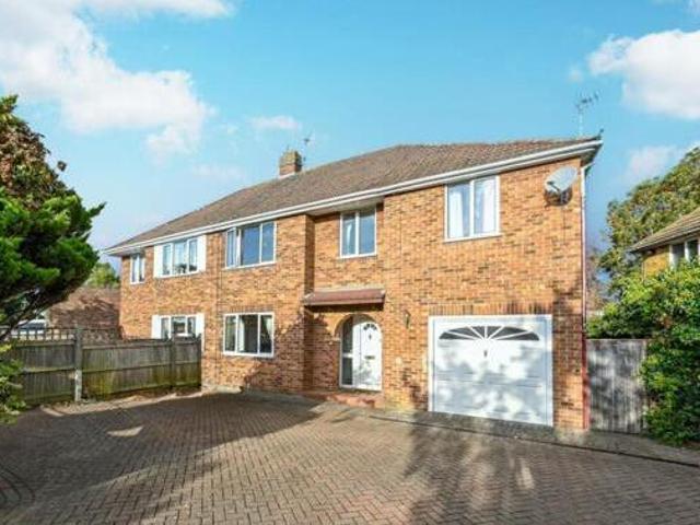5 Bedroom Semi detached House For Sale In Worcester Park