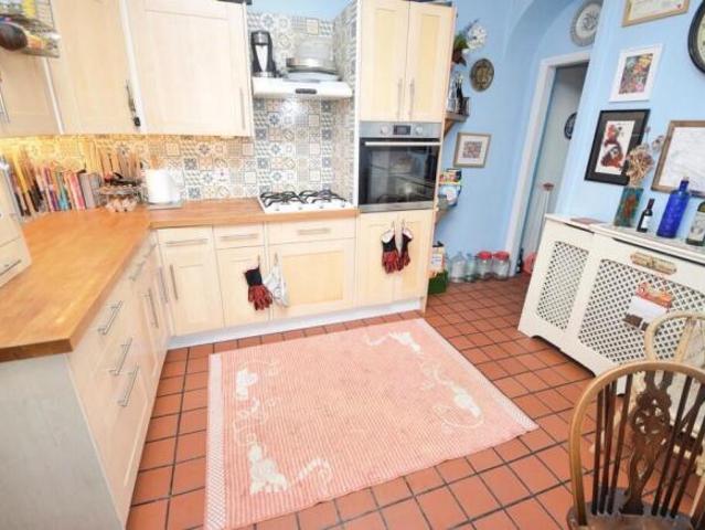 5 bedroom semi detached house for sale in Yardley Road, Acocks Green, B27