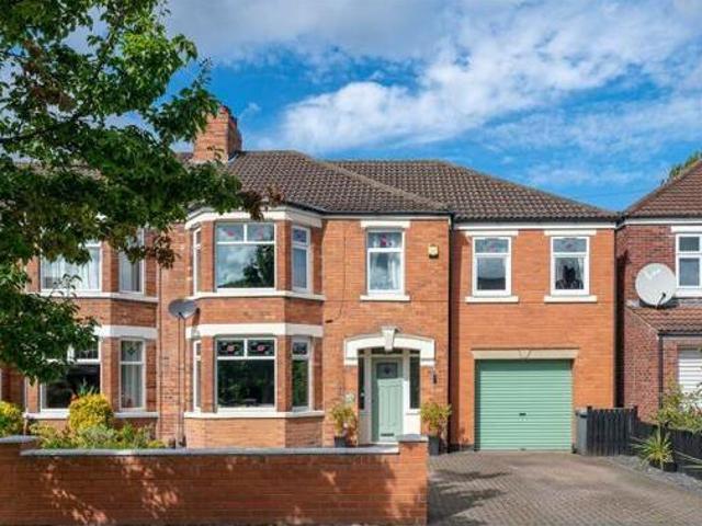 5 Bedroom Semi detached House For Sale In York