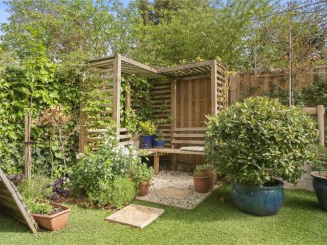 5 bedroom semi detached house for sale in Abbotswood Road, SW16