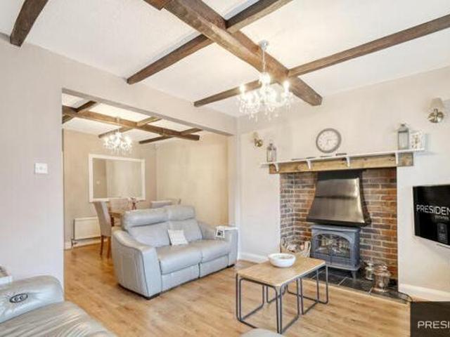 5 Bedroom Semi detached House For Sale In Abridge
