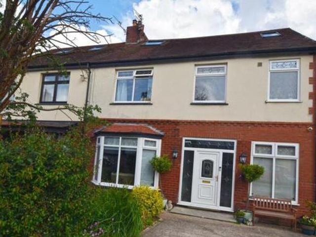 5 Bedroom Semi detached House For Sale In Alkrington