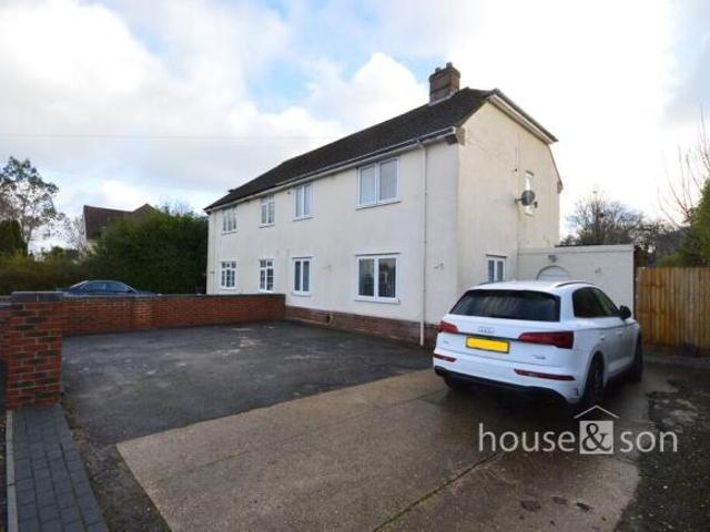 5 bedroom semi detached house for sale in Andrews Close, Bournemouth, BH11