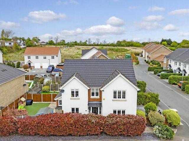 5 Bedroom Semi detached House For Sale In Basildon