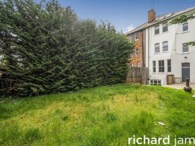 5 bedroom semi detached house for sale in Bath Road, Old Town, Swindon, SN1