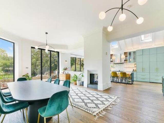 5 Bedroom Semi detached House For Sale In Beckenham