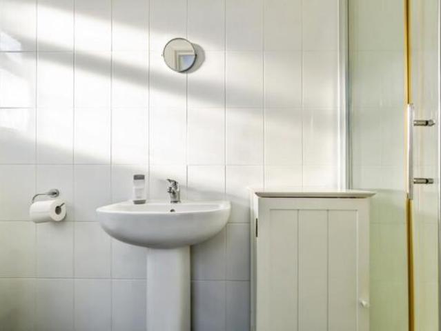 5 bedroom semi detached house for sale in Beckenham Hill Road, Beckenham, SE6