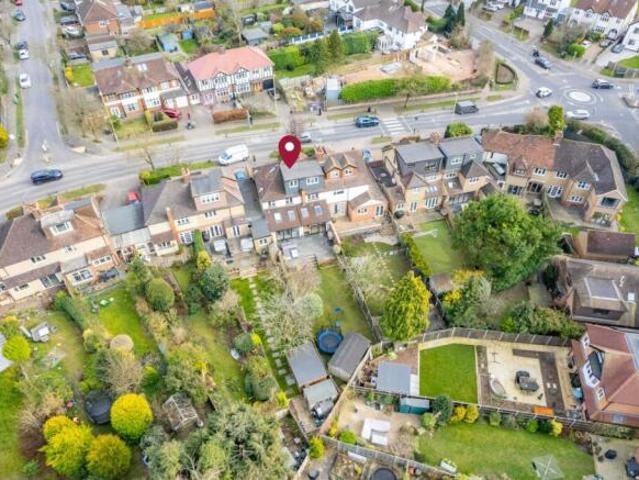 5 bedroom semi detached house for sale in Beechwood Avenue, St. Albans, Hertfordshire, AL1