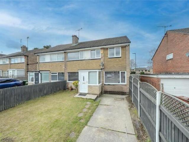 5 bedroom semi detached house for sale in Birkdale Rise, Leeds, LS17