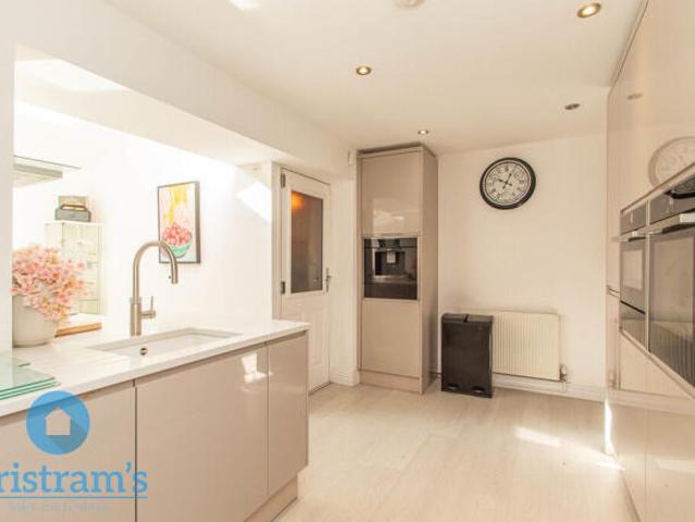 5 bedroom semi detached house for sale in Bodmin Drive, Nottingham, NG8
