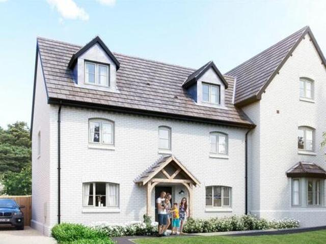 5 Bedroom Semi detached House For Sale In Bolley Avenue, Bordon