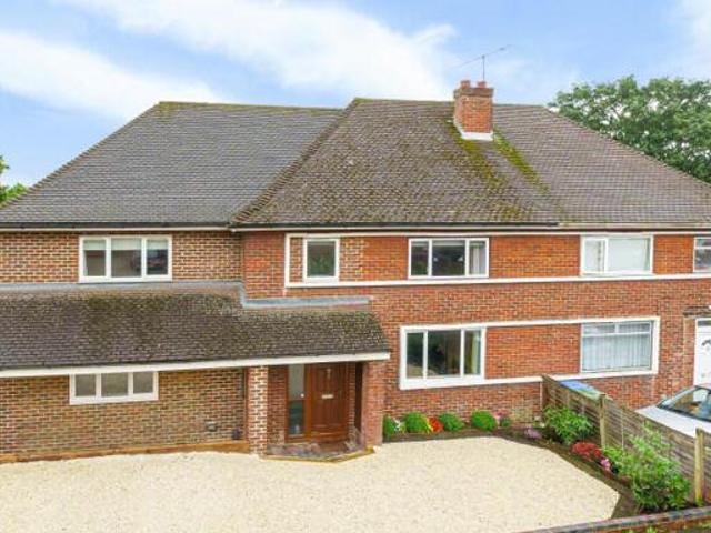 5 Bedroom Semi detached House For Sale In Blackwater, Camberley