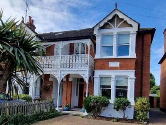 5 Bedroom Semi detached House For Sale In Brentwood, Essex