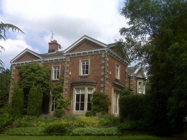 5 Bedroom Semi detached House For Sale In Burton On Trent