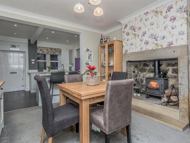 5 bedroom semi detached house for sale in Burnwells, Thackley, BD10