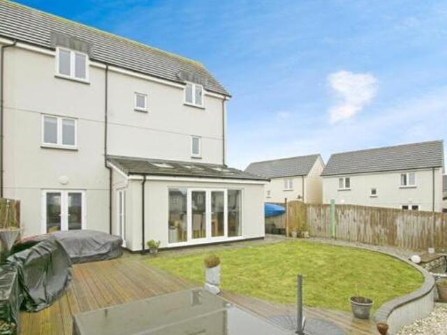 5 Bedroom Semi detached House For Sale In Camborne, Cornwall